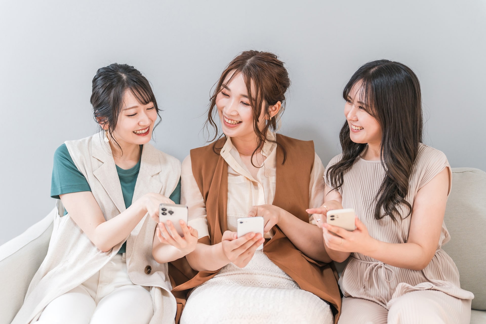 eSIMとは？メリット・デメリットや使い方、おすすめサービスを紹介 | 格安スマホ・格安SIMの基礎知識 | HISモバイル